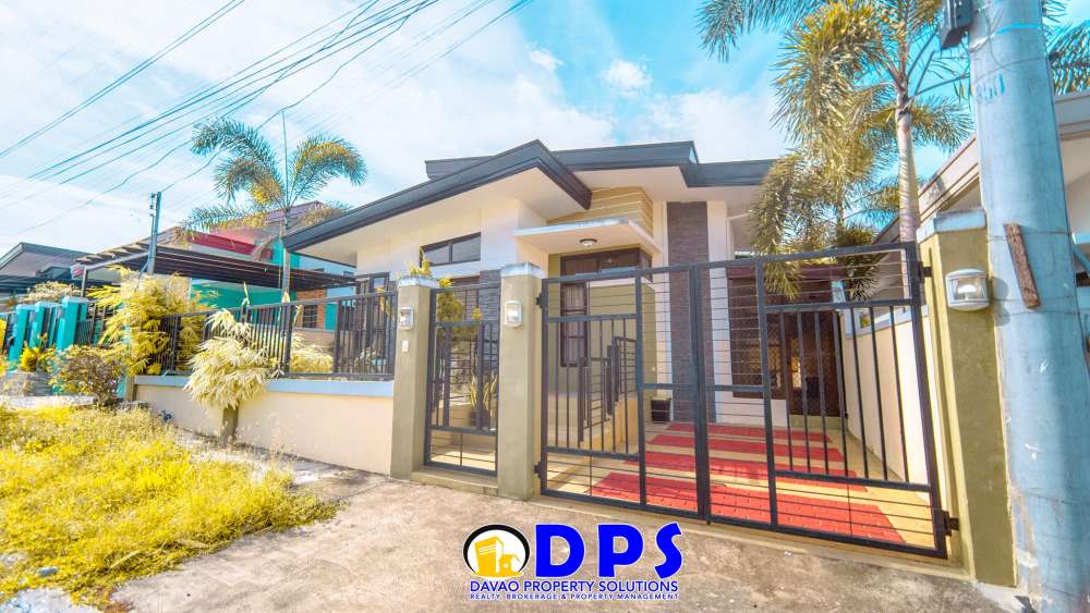 For Rent 3 Bedrooms Fully Furnished House in Ilumina Estates 2 Communal ...